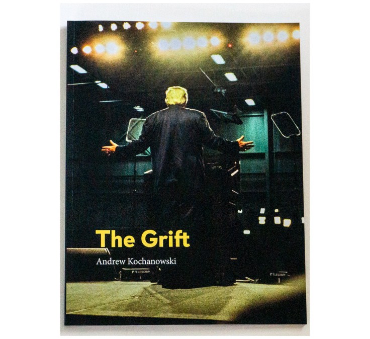Andrew Kochanowski – The Grift – PhotoBook Journal